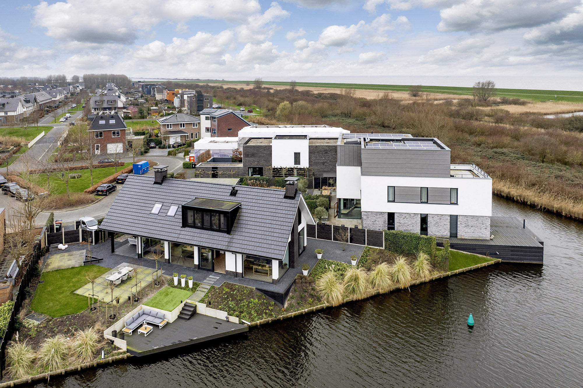 Villa for sale in Almere, The Netherlands | Eindsplits 7 1319 GH ...