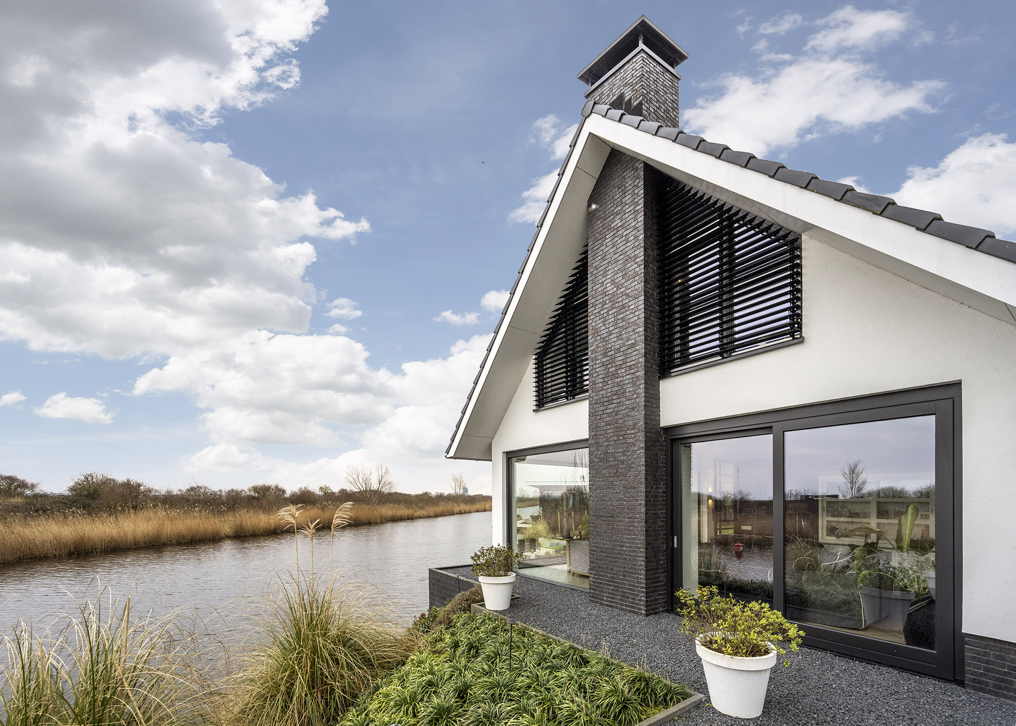 Villa for sale in Almere, The Netherlands | Eindsplits 7 1319 GH ...