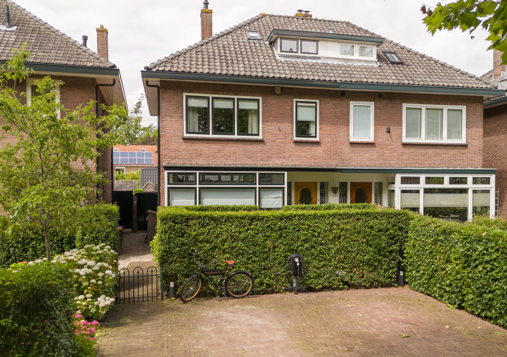 Villa N/A in Breukelen, The Netherlands | Straatweg 85 3621 BJ | Baerz ...